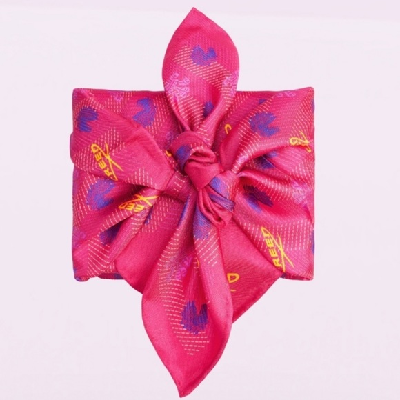 Creed | Accessories | Creed Fushia Scarf | Poshmark